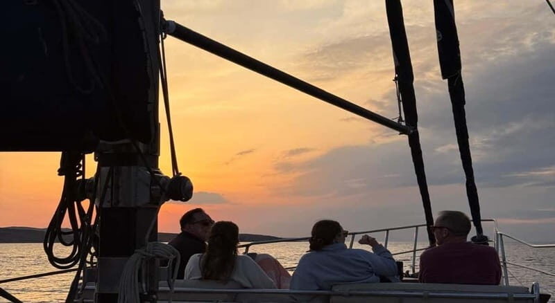 Mykonos: Sunset Boat Cruise with Light Dinner & Drinks - A Well-Structured Itinerary