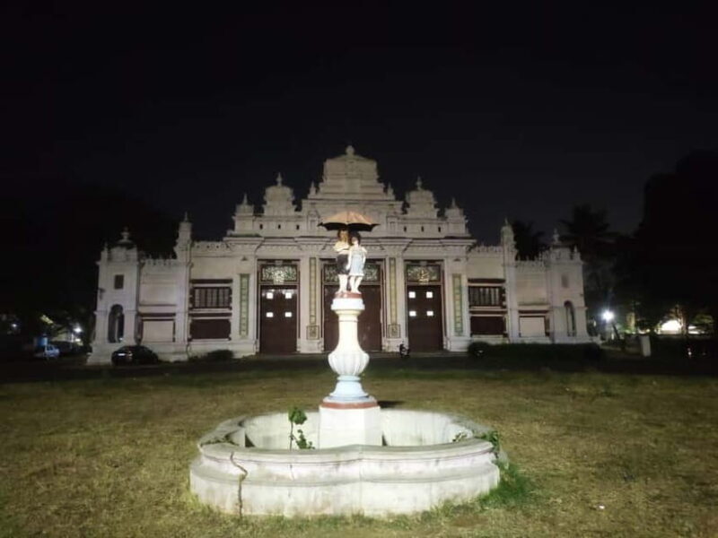 Mysore: Palace, Art Gallery & Devaraja Market Walking Tour - The Tour Breakdown: What to Expect at Each Stop