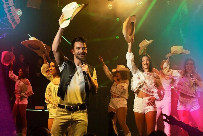 MYST Cancun Tickets Mexican Madness Music Show and Dinner - Who Will Enjoy This Experience?