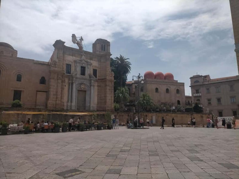 Mysteries and legends of Palermo: Tour of the historic center - A Closer Look at the Experience