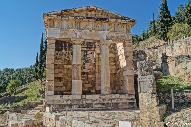 Mystical Delphi & Hosios Loukas Byzantine Wonder Luxury Day Tour - A Deep Dive Into the Itinerary