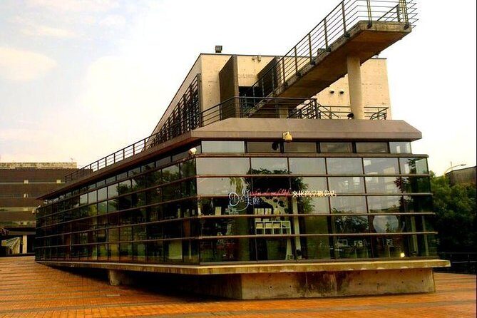 N111 New Three Gorges Old Street Yingge Ceramics Hand Dirty DIY Day Tour (10h) - An In-Depth Look at the Tour Experience