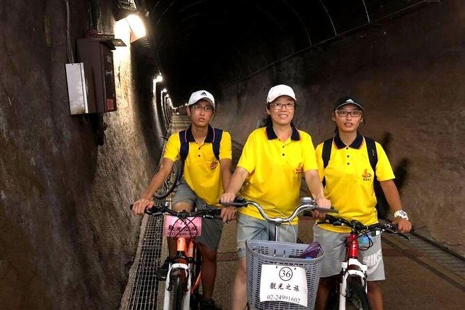 N112 Northeast Day Tour (South Yaki Rock Fulong Sanjiaojiao Beiguan Haichao Park Burang Coffee Castle) (10h) - What Travelers Are Saying