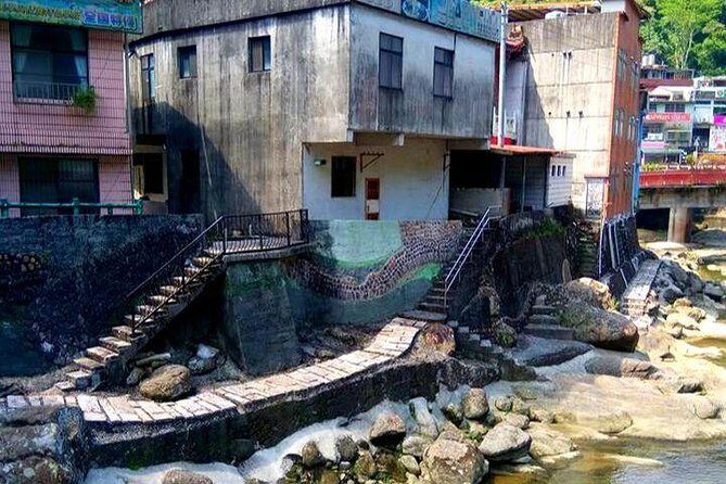 N116 Shijiu Old Street Qiandao Lake Secret World Gossip Tea Garden Day Tour (10h) - Key Points