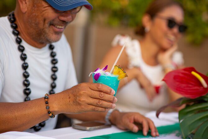 Na Lei Aloha Luau: A Boutique Luau in Waikiki - The Venue: Intimate, Beautiful, and Convenient