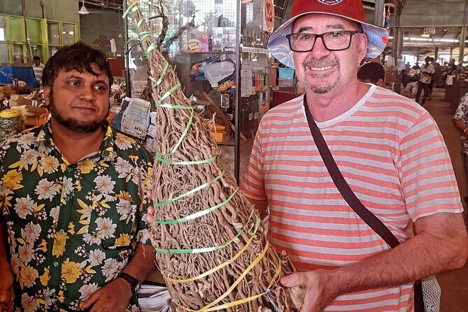 Nadi Walking Tour: Market, Culture & Temple with Local Guide. - Sri Siva Subramaniya Temple: A Visual Masterpiece