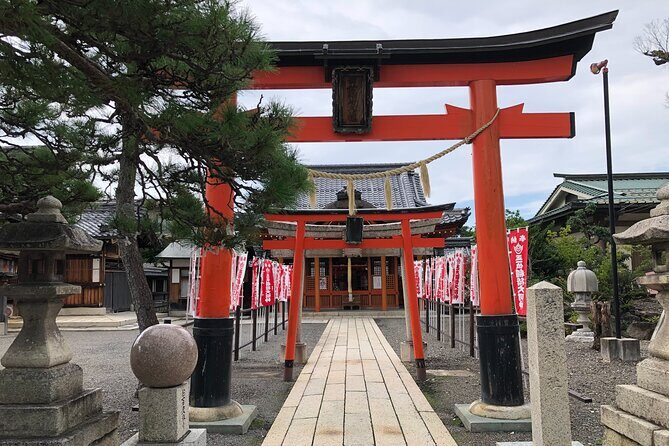 Nagahama Castle Town Half Day Walking Tour - Key Points