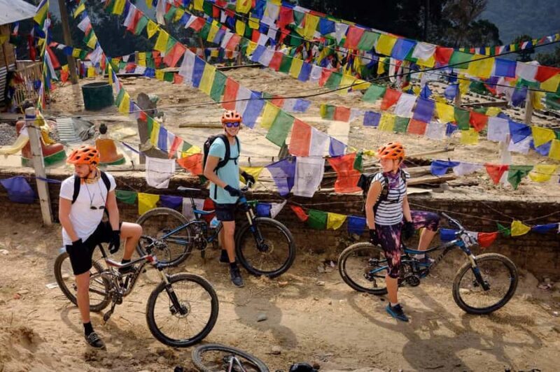 Nagarkot to Bhaktapur - Guided Full-Day Bike Tour & Lunch - Exploring Bhaktapur’s UNESCO Heritage Sites