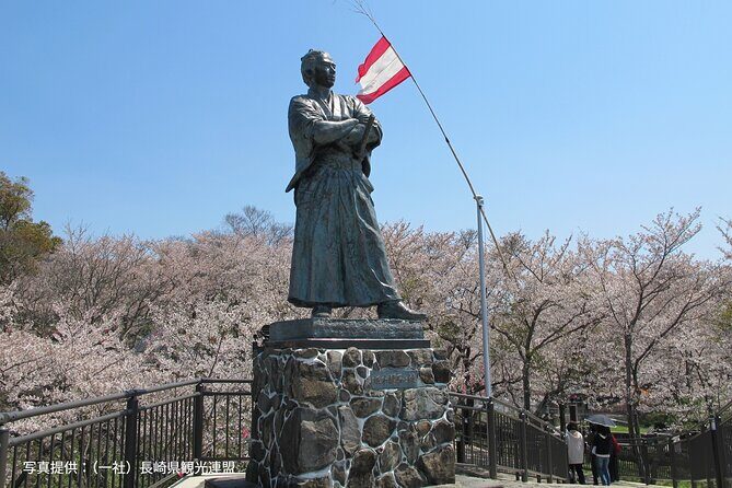 Nagasaki Cherry Blossom Hanami Tradition Experience - Key Points