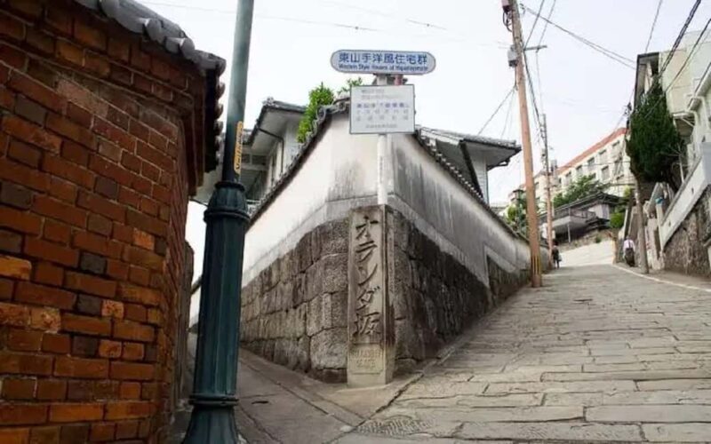 Nagasaki: Dejima and Dutch Slope Guided Walking Tour - Authentic Experiences and Hidden Gems