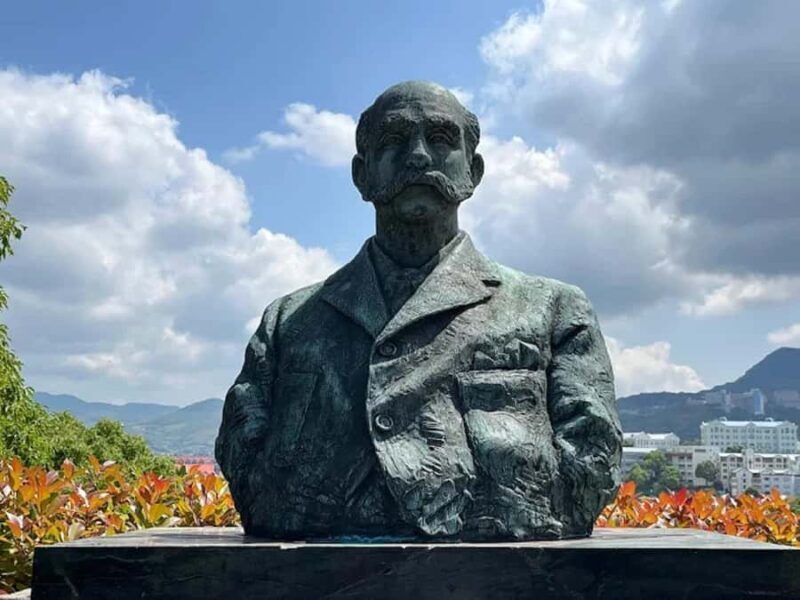 Nagasaki: Private Tour with Guide and Custom Itinerary - Key Points