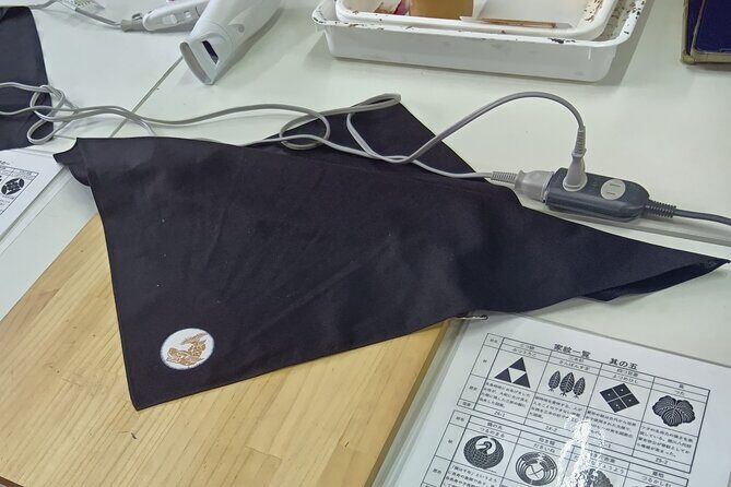 Nagoya Black Montsuki Dyeing: Family Crest Silk Printing - Introduction: A Unique Cultural Opportunity