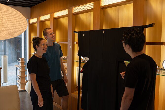 Nagoya Kuro Montsuki Traditional Family Crest Dyeing Workshop - Key Points