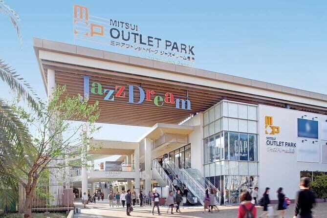 Nagoya Nagashima Outlet Mall & Nabana no Sato Park Day Tour - An In-Depth Look at the Tour Experience