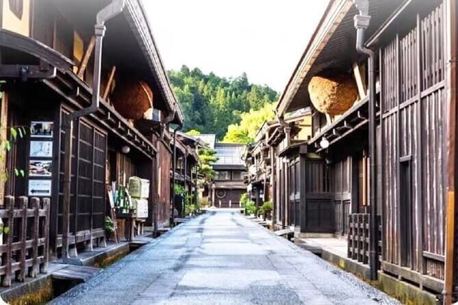 Nagoya Shirakawa go Village and Takayama One Day Tour - FAQ