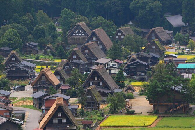 Nagoya to Hida Takayama & Shirakawago World Heritage Day Tour - Overview and First Impressions