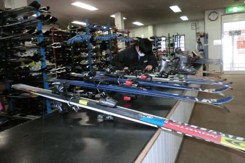 Nagoya: White Pia Takasu Ski Resort Day Trip with Lift Pass - An In-Depth Look at the Tour Experience