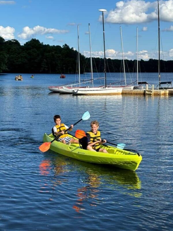 Nahanton Park Boathouse: Single or Double Kayak Rentals - Exploring Nahanton Park Boathouse: The Experience in Detail