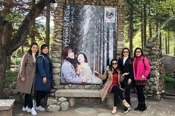 Nami Island & Nearby Attractions : Charter Van Tour With Driver - FAQ