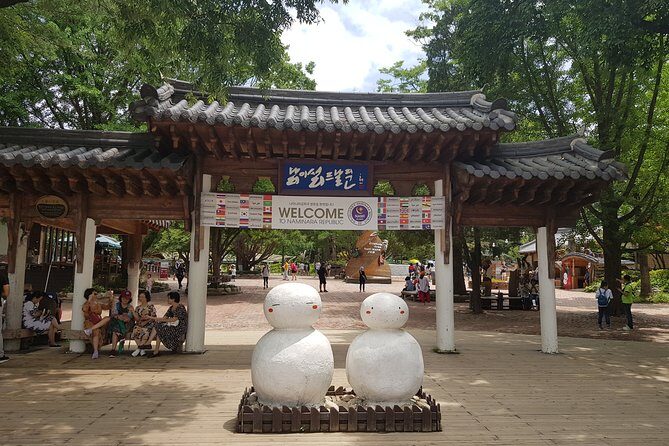 Nami Island + Ski Tour - Visiting Nami Island