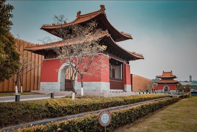 Nanjing Day Trip from Shanghai :Explore Sun-Yatsen Tomb,Old city wall, etc. - Key Points