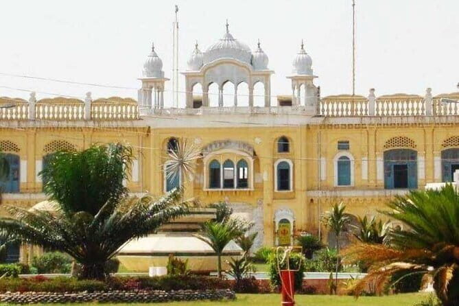 Nankana Sahib Gurdwara One Day Guided Tour - FAQ