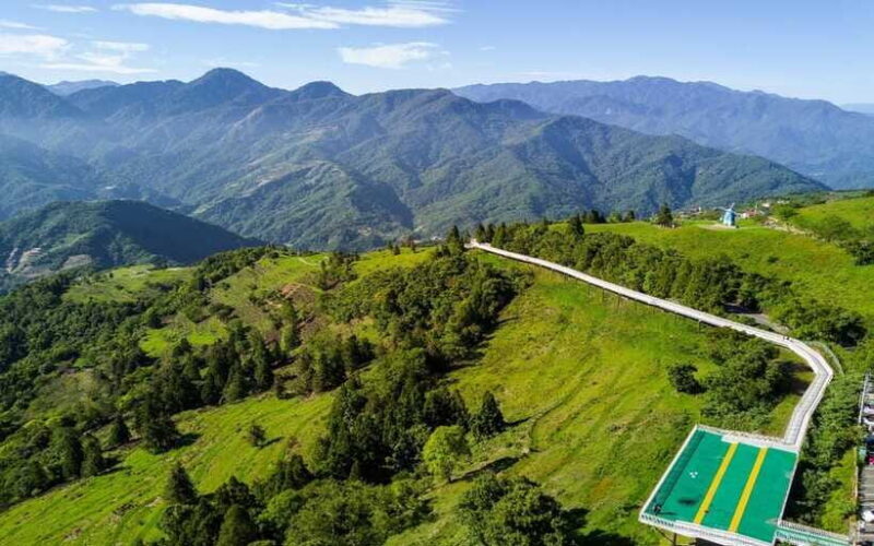 Nantou: Qingjing Skywalk Ticket - The Experience in Context