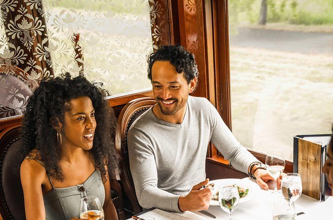 Napa Valley Wine Train with Gourmet Dinner - FAQ