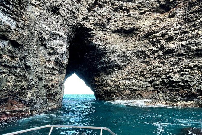NaPali Boat Tour on the Amelia K - About the Tour: What Makes It Stand Out?