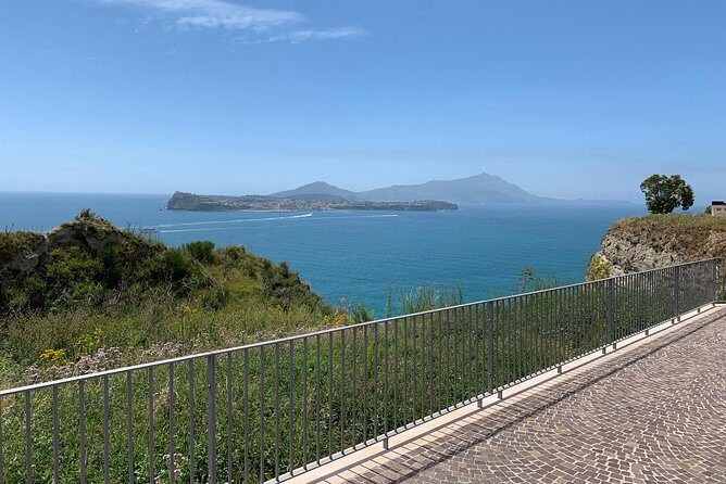 NAPLES AND PHLEGRAEAN FIELDS (The area of the volcanoes) - FAQ