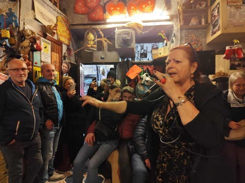 Naples: Authentic Family Home Lunch with Music Show & Spanish Quarters Tour - Key Points