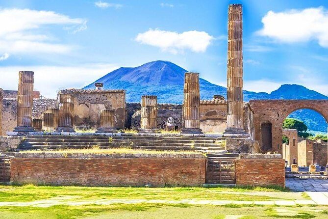 Naples cruise excursion day tour Sorrento Amalfi coast Positano Pompeii - Key Points