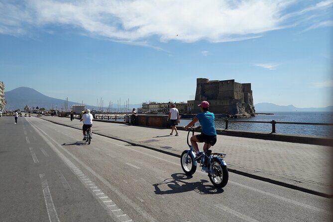 Naples electric bike tour Partenope - FAQ