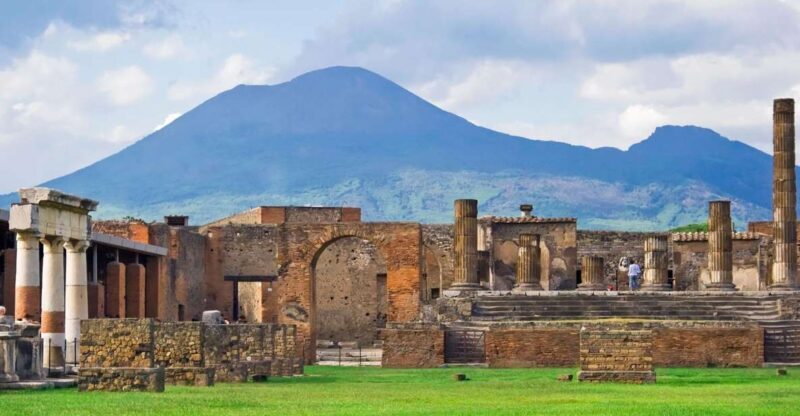 Naples: Full-Day Pompeii & Herculaneum Wine Tasting Tour - Who This Tour Is Best For