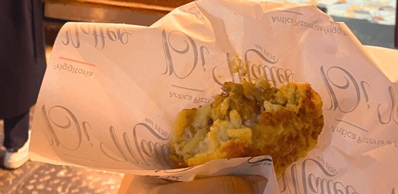 Naples: guided tour of Spaccanapoli and street-food tasting - An Overview of the Experience