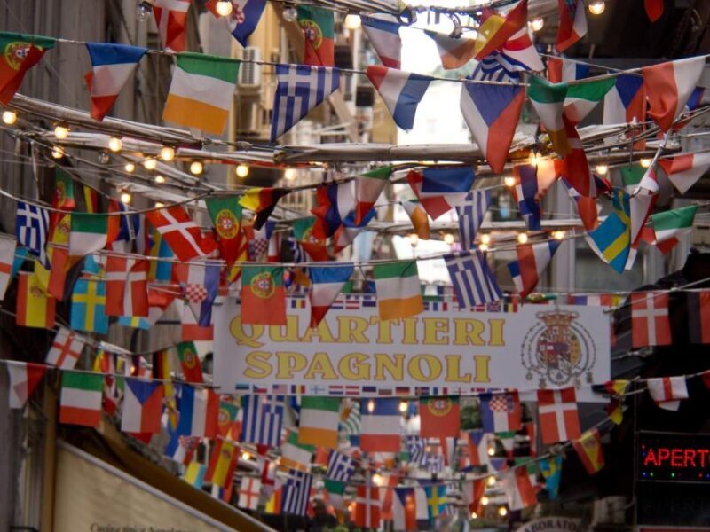 Naples: Insta-Perfect Walk with a Local - FAQs