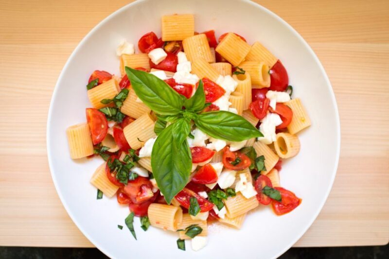 Naples: Market & Lunch or Dinner at a Local's Home - Key Points