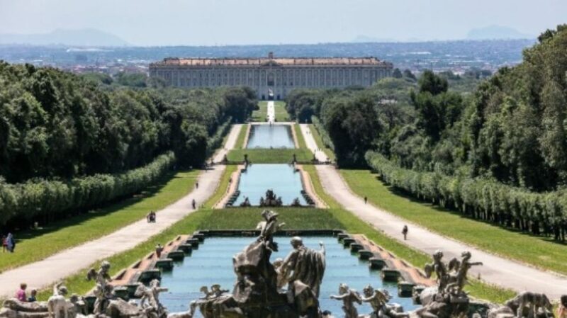 Naples: Palace of Caserta Driver Tour and Mozzarella Tasting - Mozzarella Tasting: A Dairy Delight