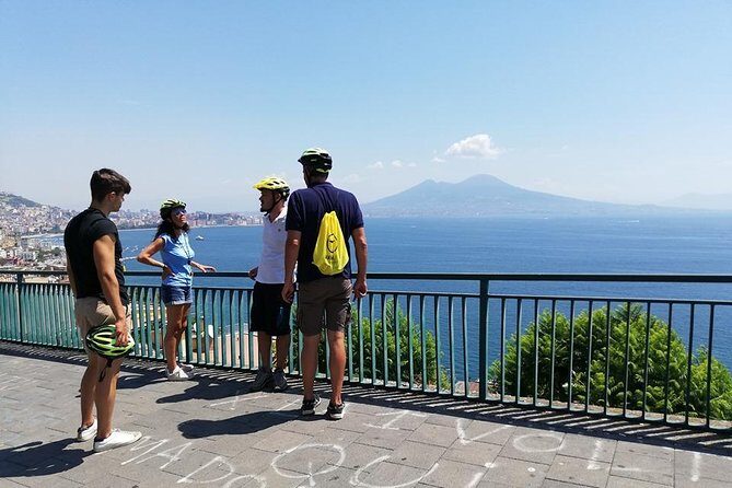 Naples panoramic e-bike(pedal assisted)ride with pizza tasting - Discovering the Hidden Charm of Posillipo