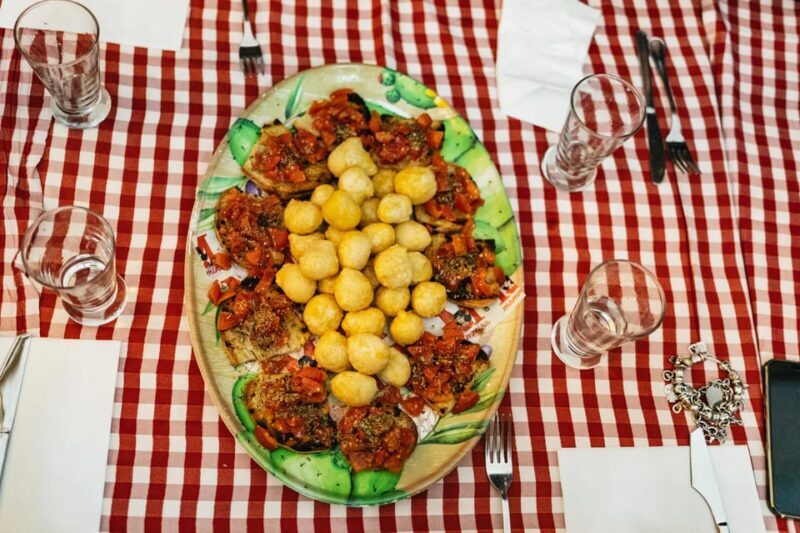 Naples: Pizza-Making Workshop with Drink and Appetizer - What the Tour Offers and Who It Challenges