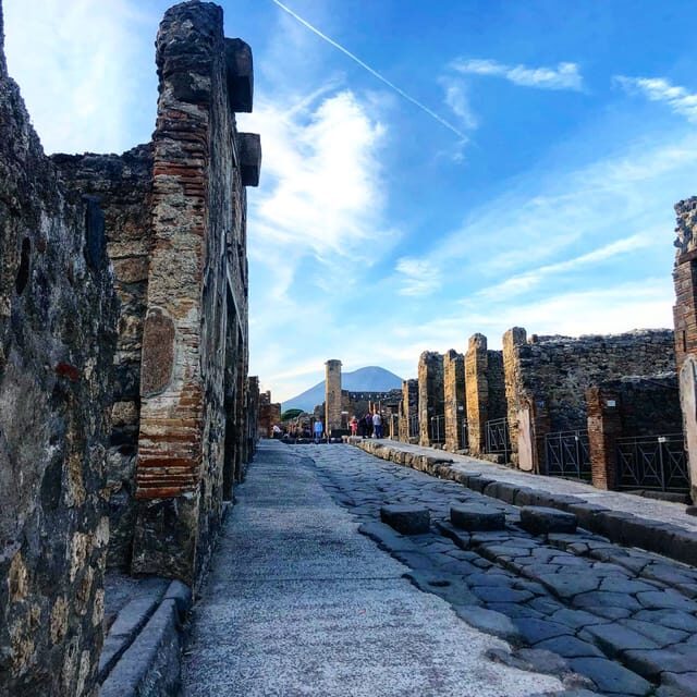 Naples: Pompeii Archaeology Park Tour & Skip-the-Line Entry - The Experience at a Glance