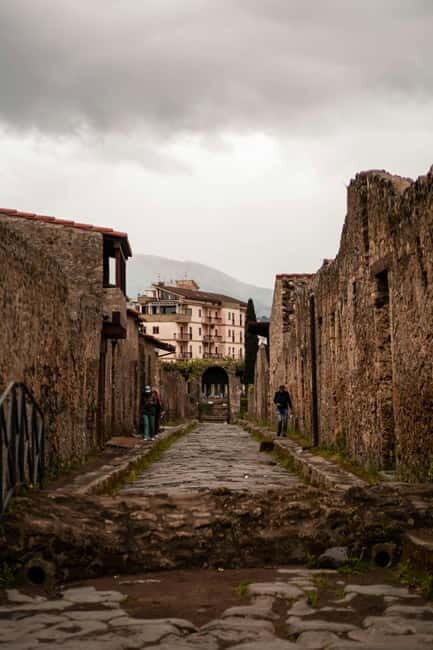 Naples: Pompeii & Herculaneum Shared Small group Tour - Why You’ll Enjoy This Tour: An Honest Look
