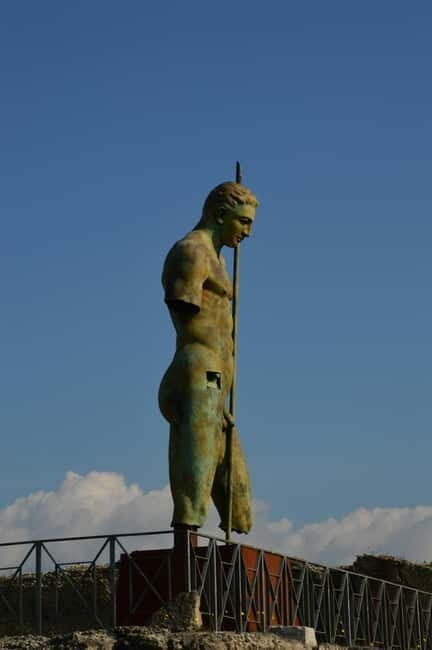 Naples: Pompeii Skip-the-Line Ticket with Round-Trip Bus - Key Points