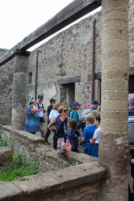 Naples: Private Pompeii Tour with Guide and Transfer - The Experience From a Travelers Perspective