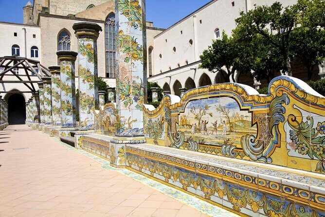 Naples Scavenger Hunt and Highlights Self-Guided Tour - A Closer Look at the Experience