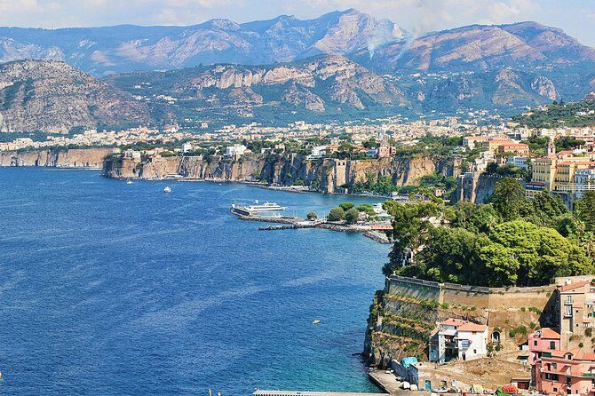 Naples Shore Excursion: Pompeii and Sorrento Day Trip - Returning to Naples