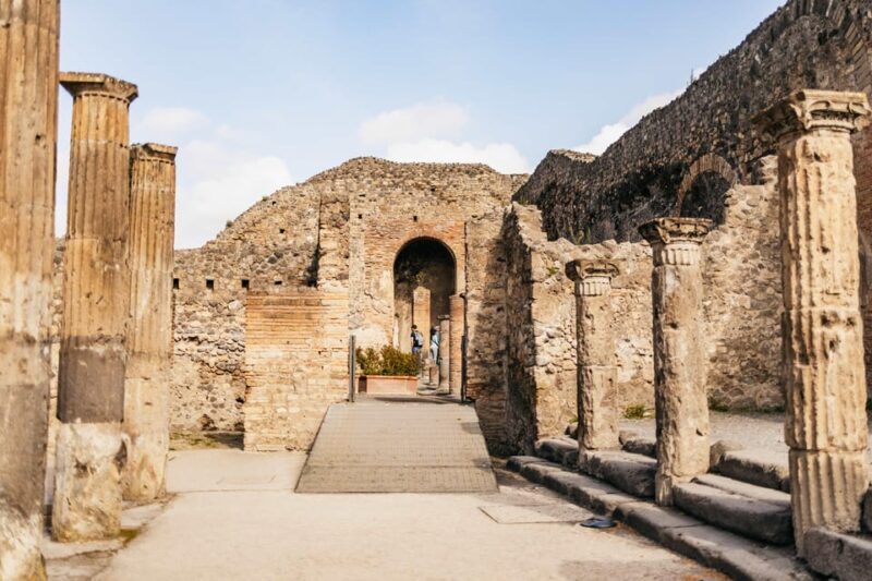 Naples: Shore Excursion to Pompeii Ruins with Guided Tour - Key Points