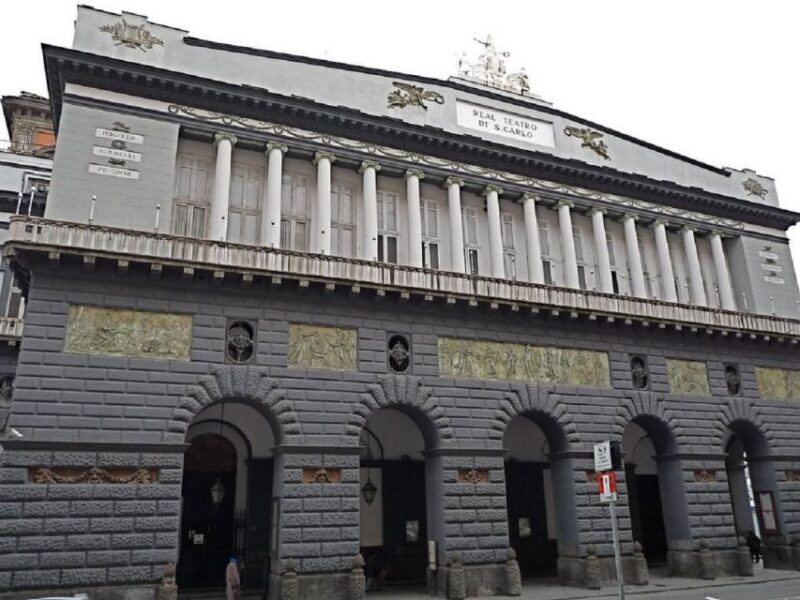 Naples Sightseeing Tour for Small Groups - In The Sum Up