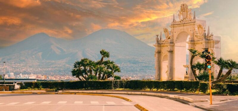 Naples: sunrise gulf tour with typical breakfast by the sea - Key Points