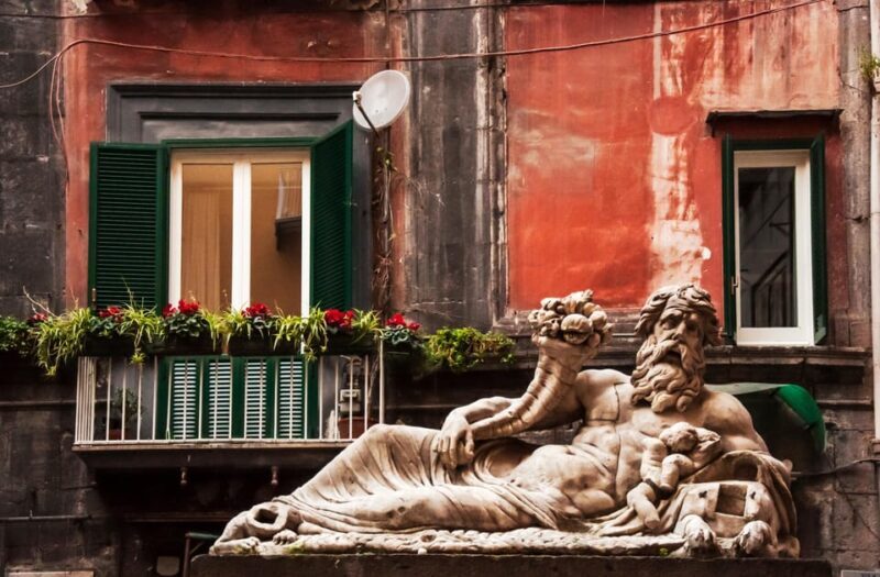 Naples: the city's beauty on a panoramic sunset tour - Key Points